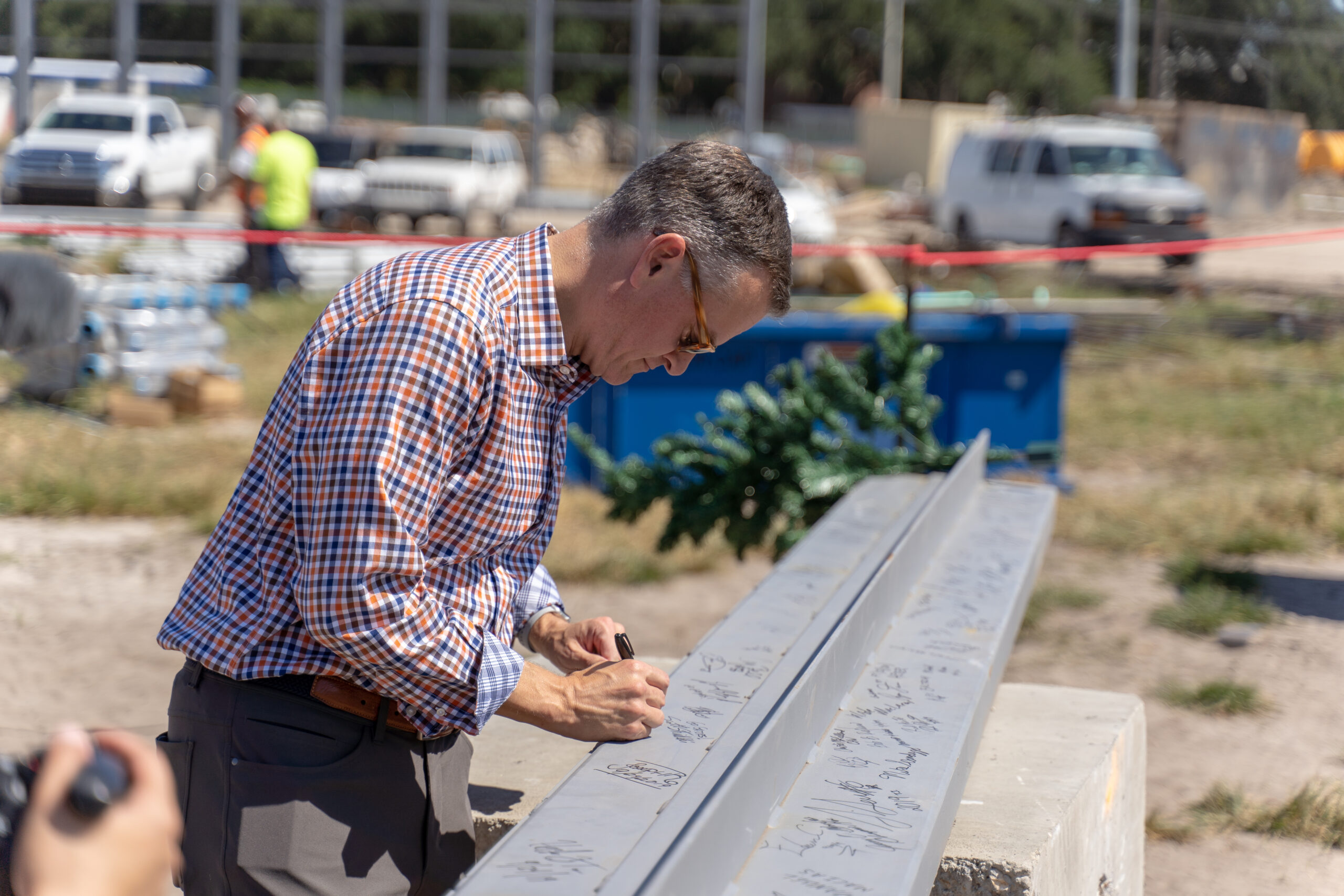 Brasfield & Gorrie celebrates topping out at the University of Florida ...
